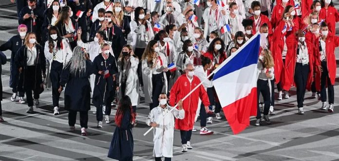 JO 2020: apprès la cérémonie d'ouverture, les athlètes français et ... JO 2020: apprès la cérémonie d'ouverture, les athlètes français et ...